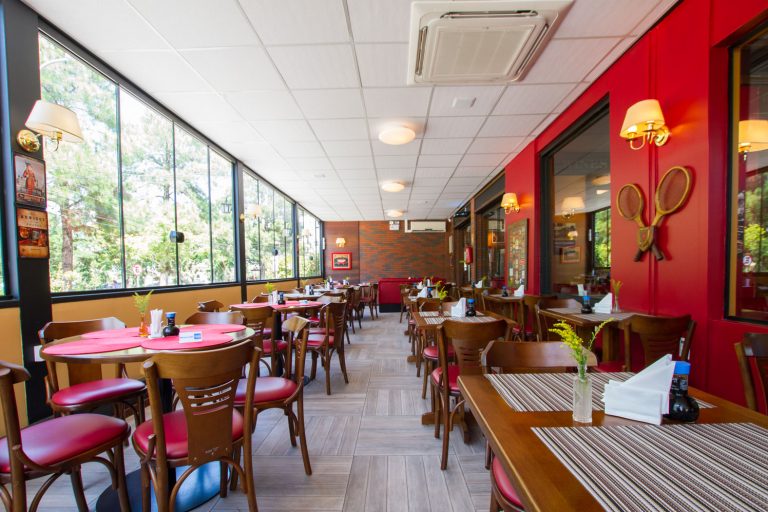 Bar temático: aprenda como montar um e os principais benefícios