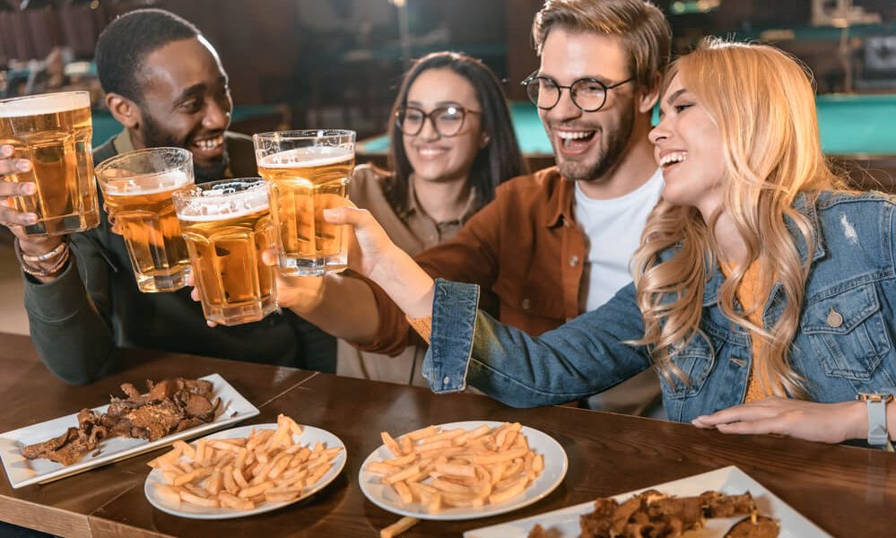 Marketing para bares: 5 melhores dicas para atrair mais clientes - Blog ...